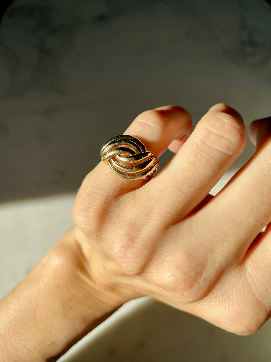 14k triple swirl ring – austra